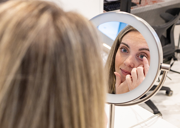 Gas Permeable (GP) Contact Lenses: What are the benefits?